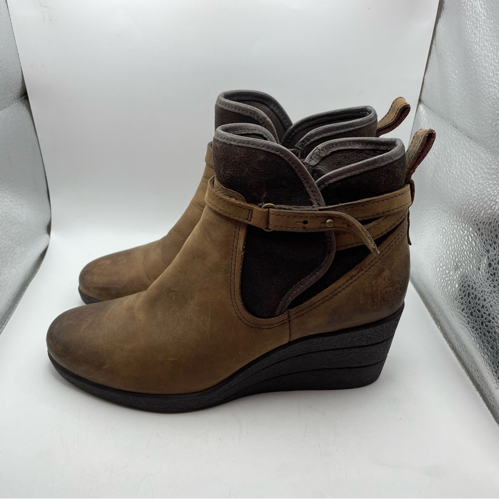 Ugg Emalie Waterproof Leather Wedge Ankle Boots Size 7 - Gem